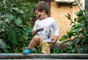 12 Signs Of Child Neglect That Should Never Be Ignored - Organically Human