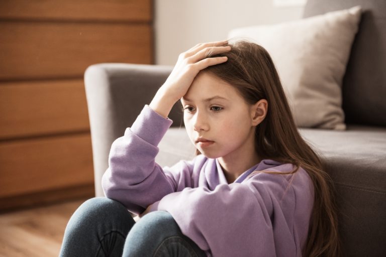 12 Signs Of Child Neglect That Should Never Be Ignored - Organically Human